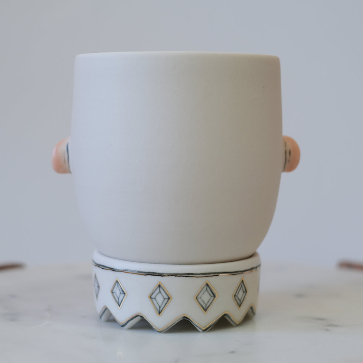 Inverted Crowned Pot-Head – Atelier Annette Janelle
